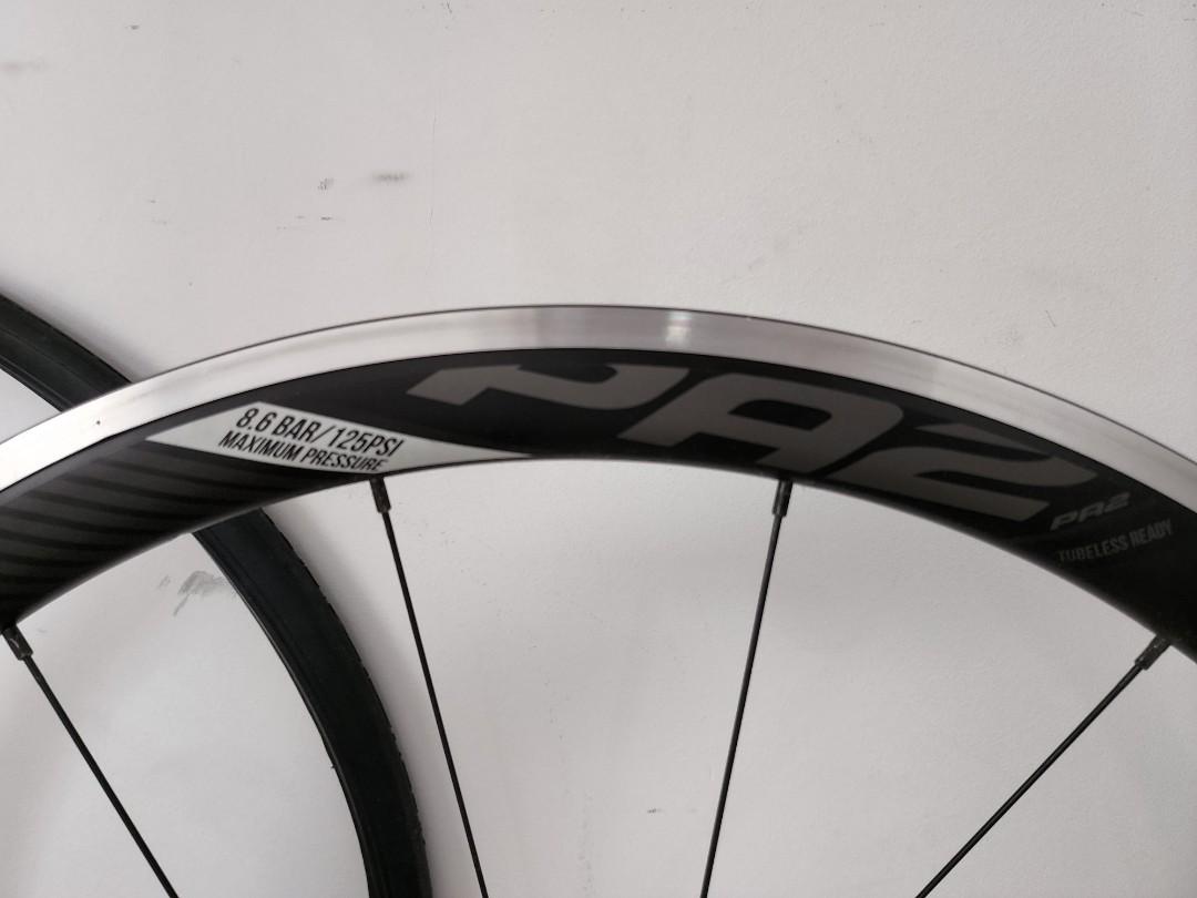 Giant PA2 wheelset, Comp24 Alexrims wheelset and Cycleops fluid trainer ...