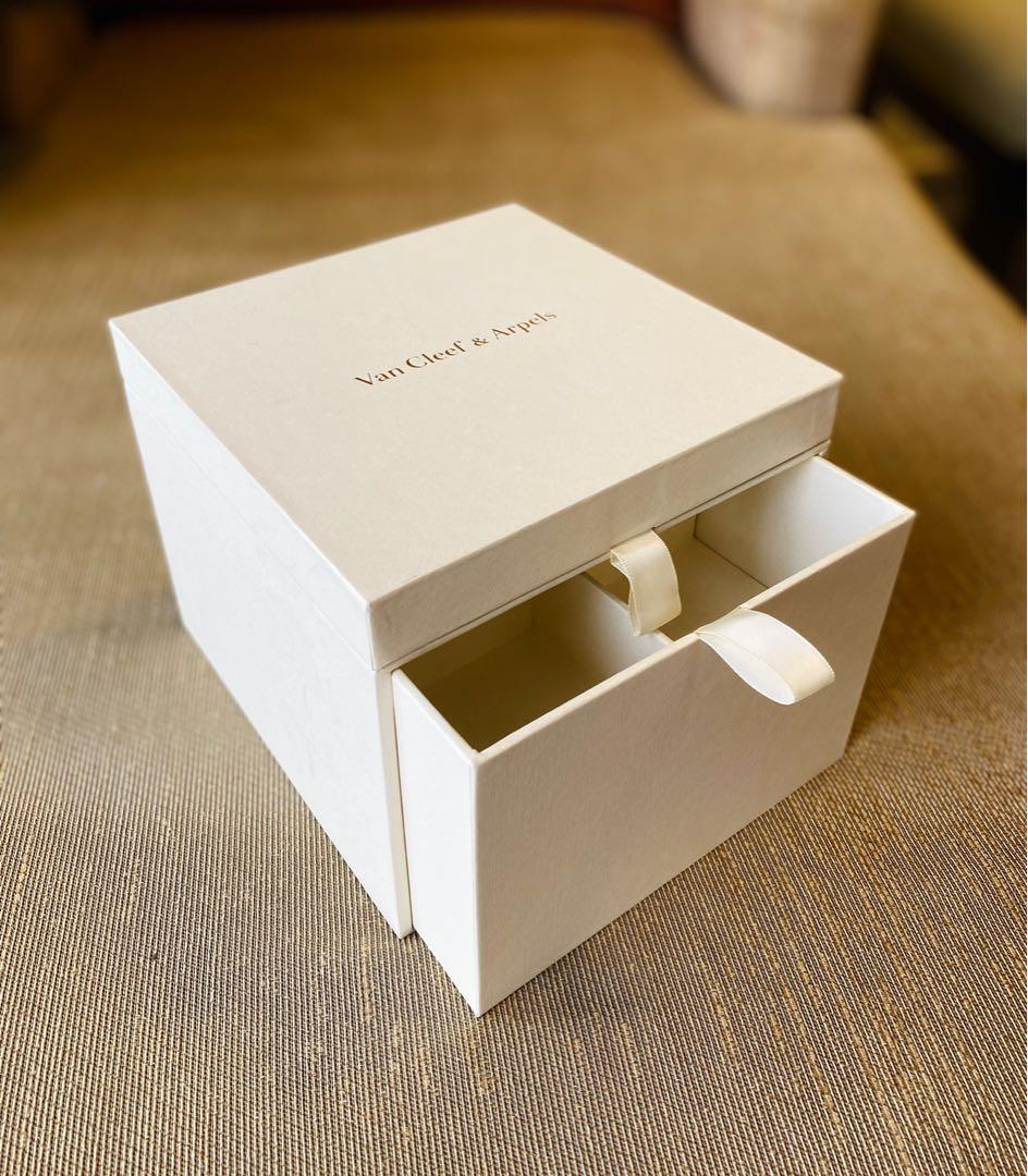 Gift Box from Van Cleef & Arpels, Everything Else on Carousell