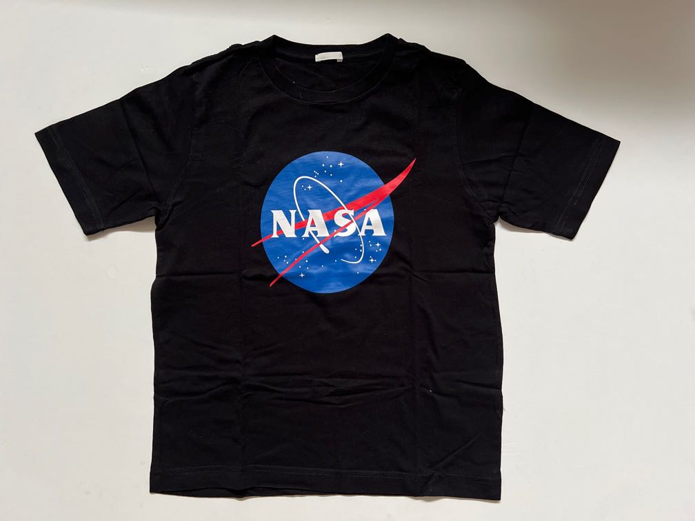 GU NASA black shirt, Women's Fashion, Tops, Shirts on Carousell