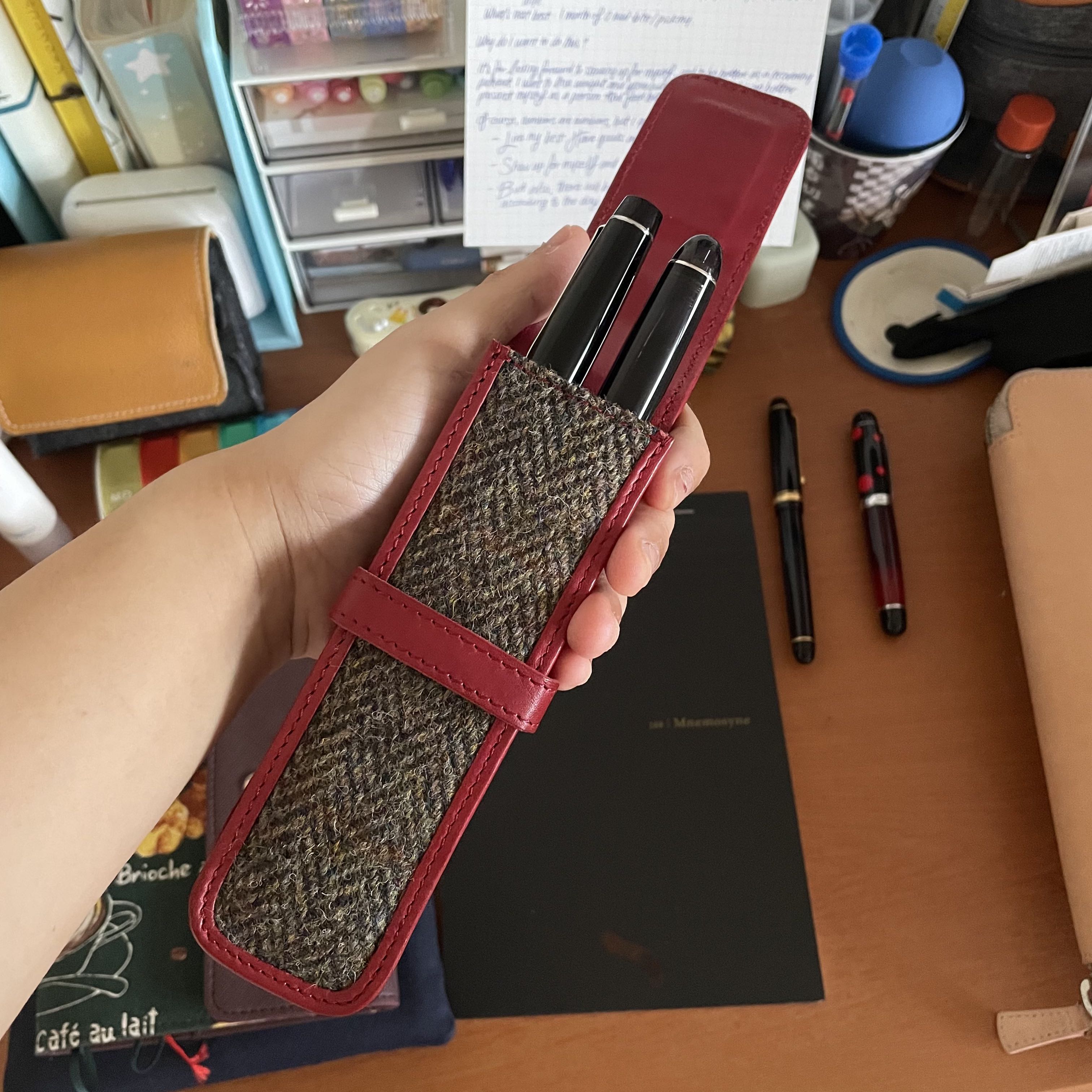 Harris Tweed Pen case (Holds 2 pens), Hobbies & Toys, Stationery ...