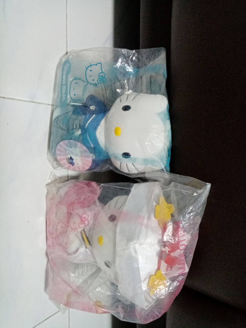HELLO KITTY N DEAR DANIEL PLUSHIE, Hobbies & Toys, Memorabilia ...