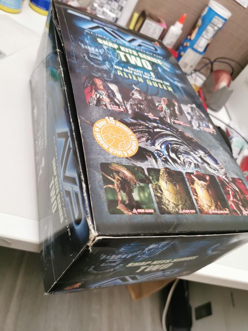 Hottoys Alien vs Predator Snap Kits series 2, 興趣及遊戲, 玩具 & 遊戲類 - Carousell