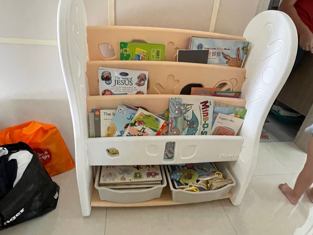 iFam kids book shelf, Furniture & Home Living, Furniture, Shelves ...