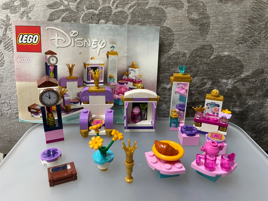 Lego Disney 40307 Castle Interior Kit, 興趣及遊戲, 玩具 & 遊戲類 - Carousell