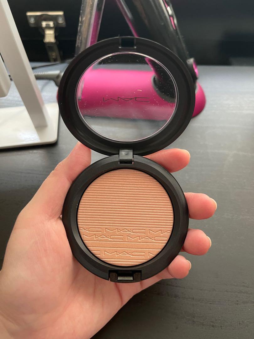 Mac Highlighter, Beauty & Personal Care, Face, Makeup on Carousell