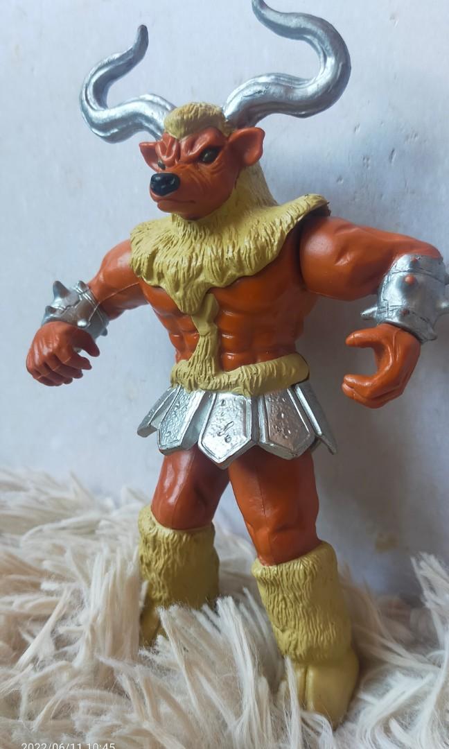 Mighty Morphin' Power Rangers Minotaur Slash and Block Bandai Action ...