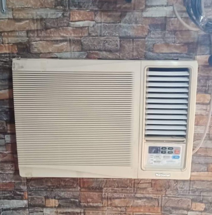 NATIONAL DIGITAL 1.5HP AIRCON, TV & Home Appliances, Air Conditioning ...