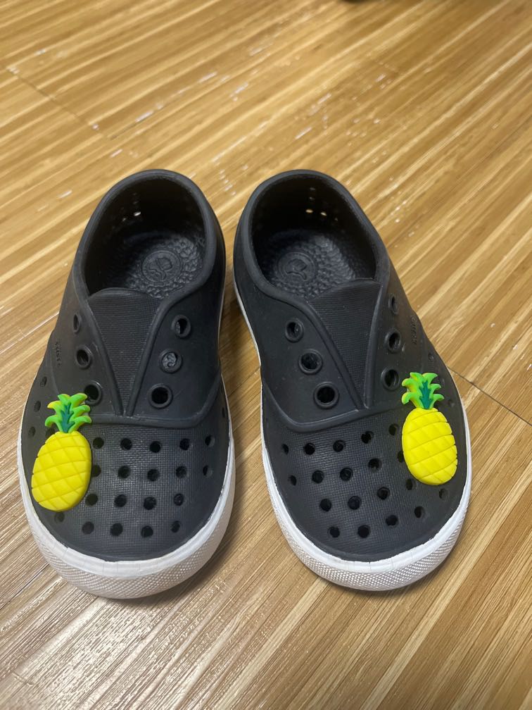 Native Shoes c6, Babies & Kids, Babies & Kids Fashion on Carousell