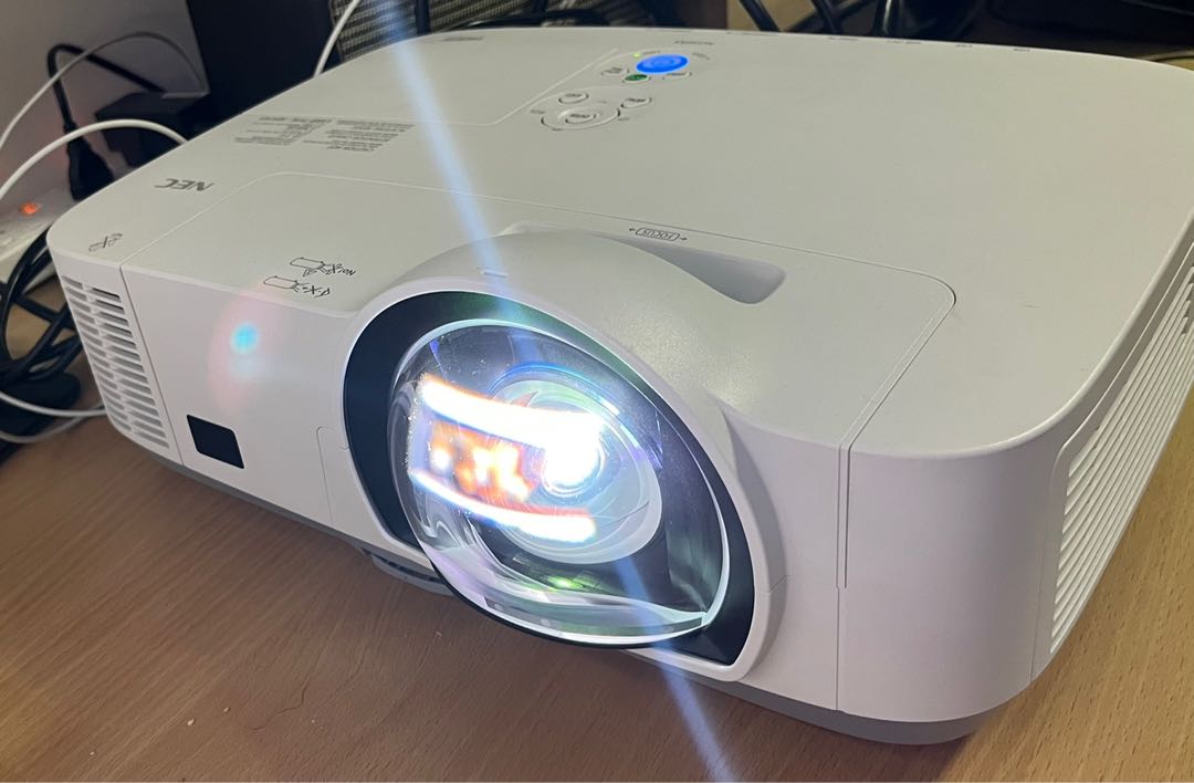 NEC M350XS projector, TV & Home Appliances, TV & Entertainment ...