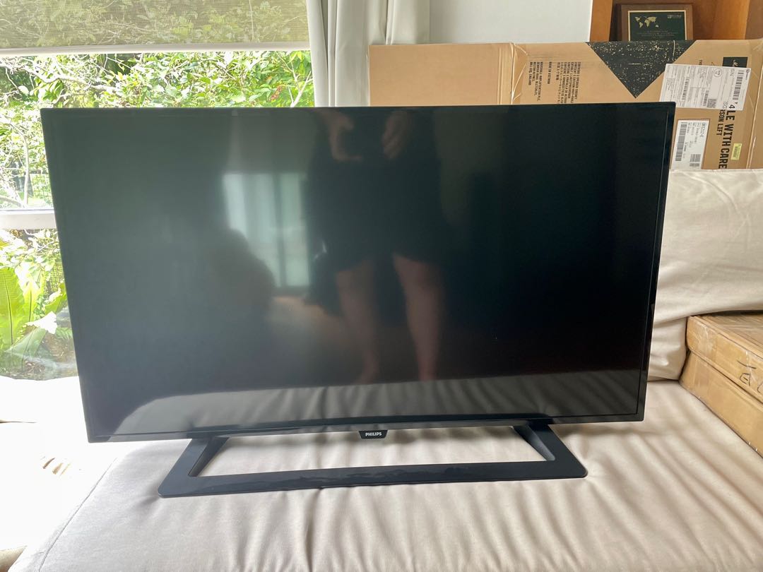 Philips 40 inch NON SMART TV, TV & Home Appliances, TV & Entertainment ...