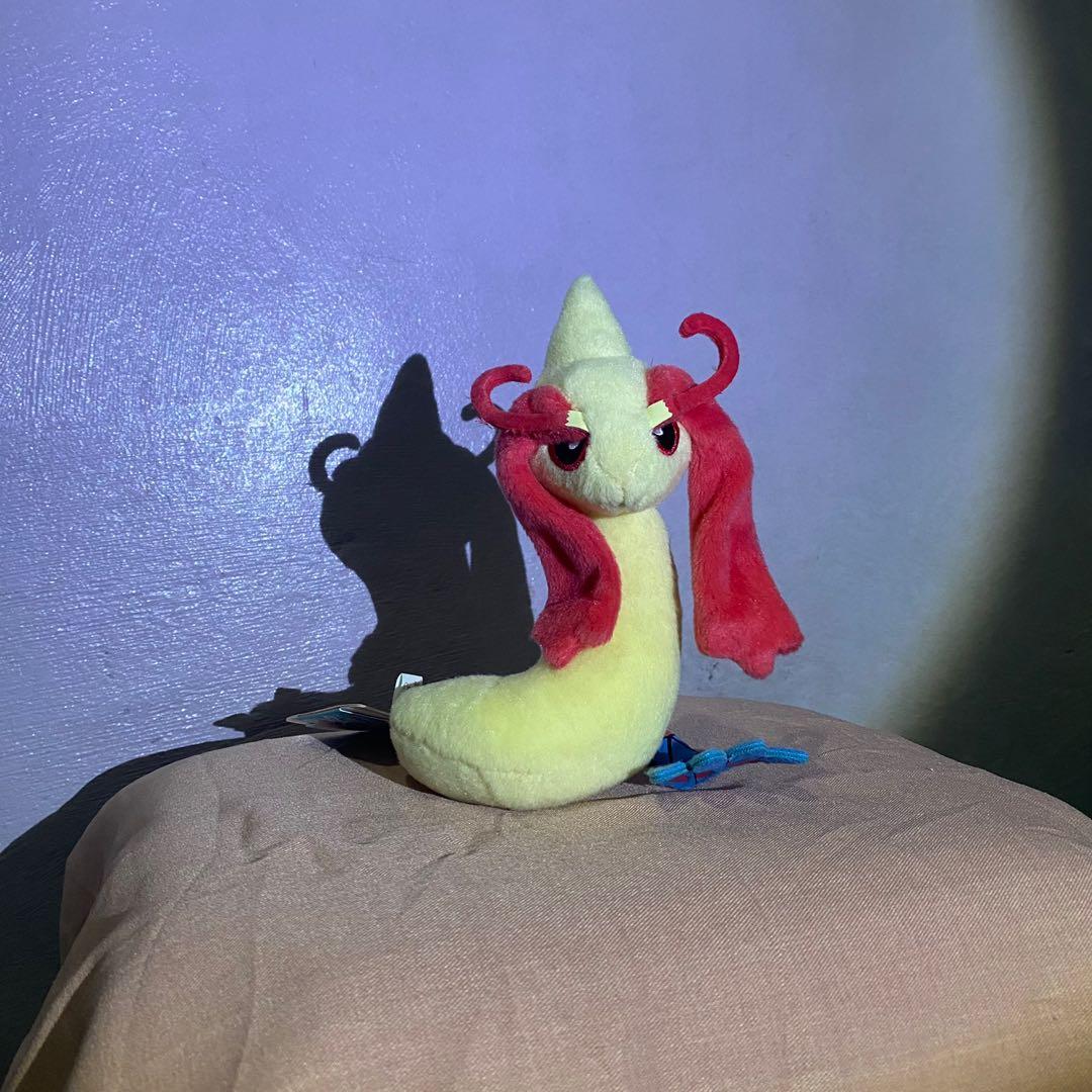 Pokemon Plush Milotic, Hobbies & Toys, Toys & Games on Carousell