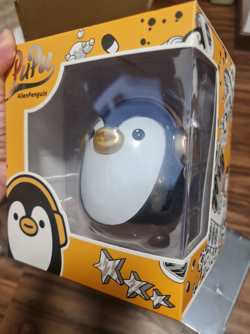 Pupu Alien Penguin, Hobbies & Toys, Memorabilia & Collectibles, Fan ...