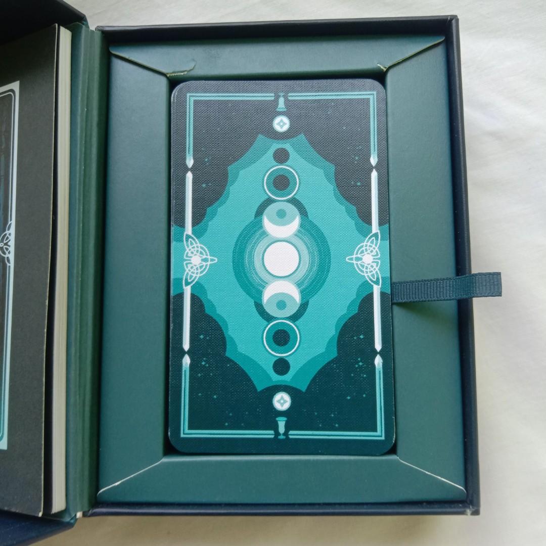 Tarot of the Divine (Yoshi Yoshitani), Hobbies & Toys, Memorabilia ...