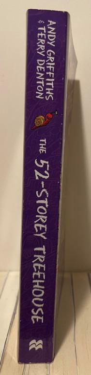 The 52-Storey Treehouse (Andy Griffiths & Terry Denton), 興趣及遊戲, 書本 & 文具 ...