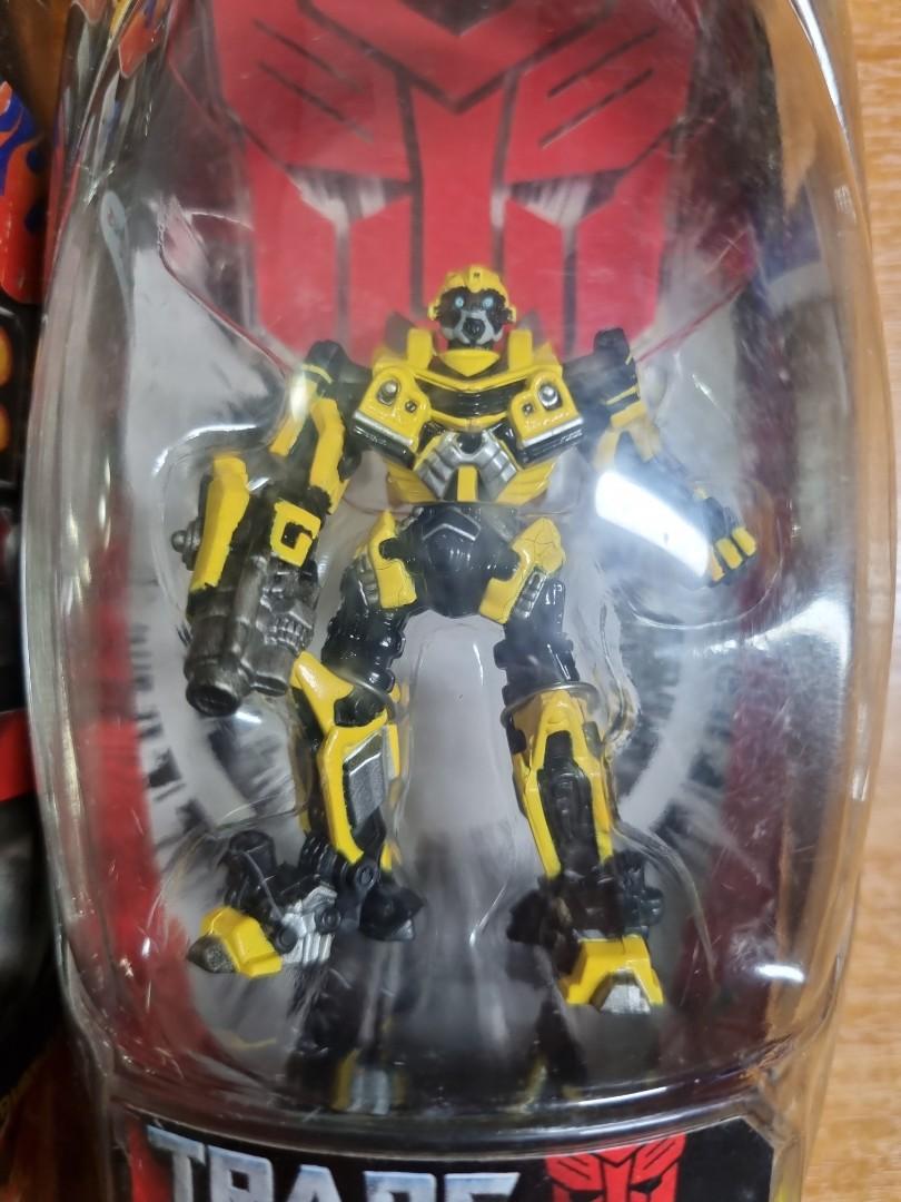 Transformers die cast Optimus prime and bumblebee, Hobbies & Toys, Toys ...