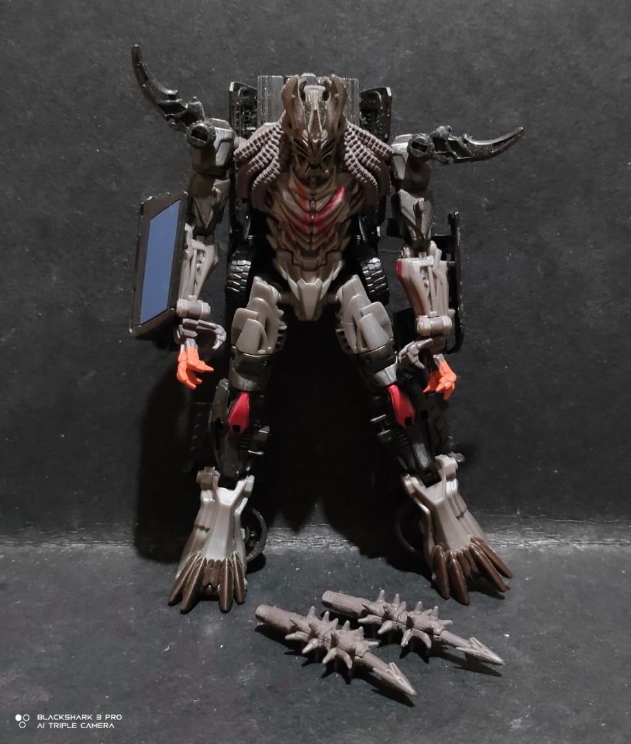 Transformers The Last Knight Decepticon Berserker original, Hobbies ...