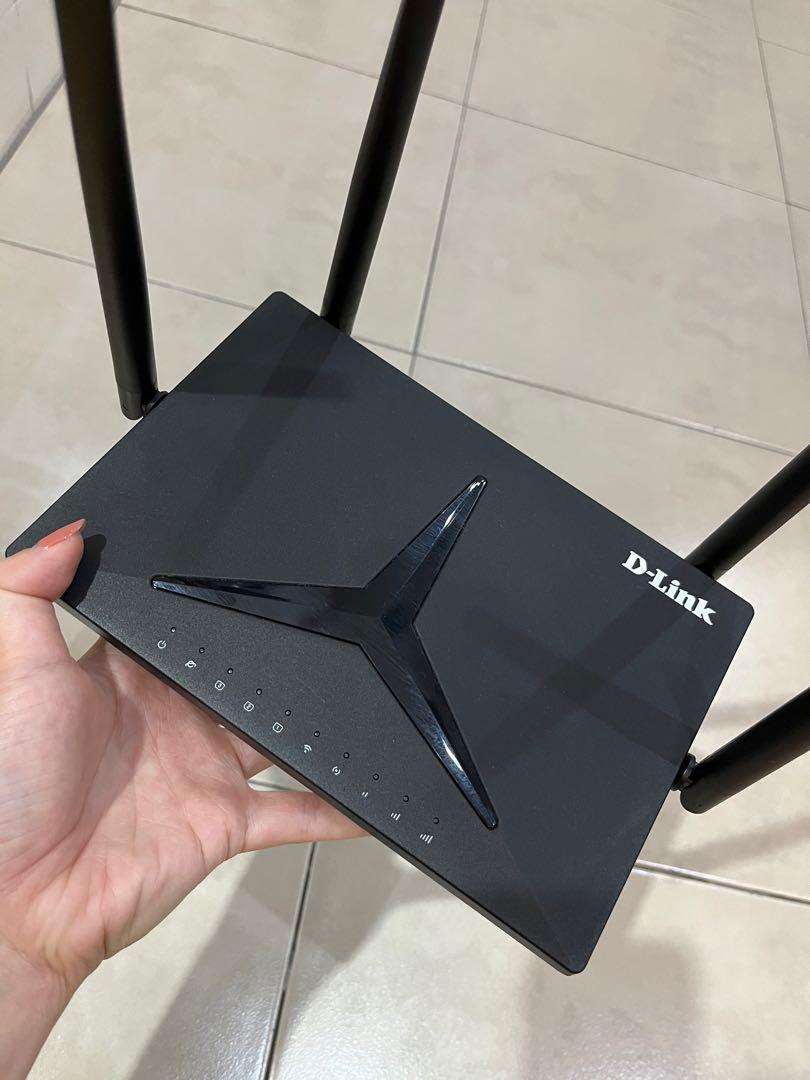 (Used) D-link Modem Router N300 4G LTE (DWR-M920) M, Computers & Tech ...