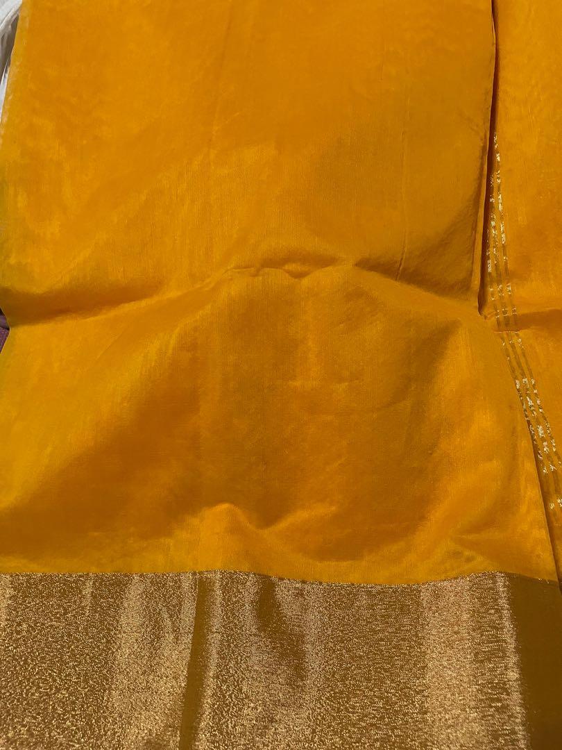 Yellow santhanam colour plain saree with gold border, Women's Fashion ...