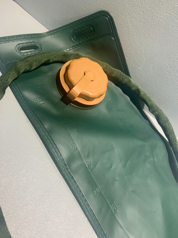 [ LF-10-134 ] : green/brown 3 liter water bag for bike bag, Sports ...