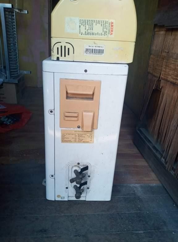 Akira Split Type aircon, TV & Home Appliances, Air Conditioning and ...