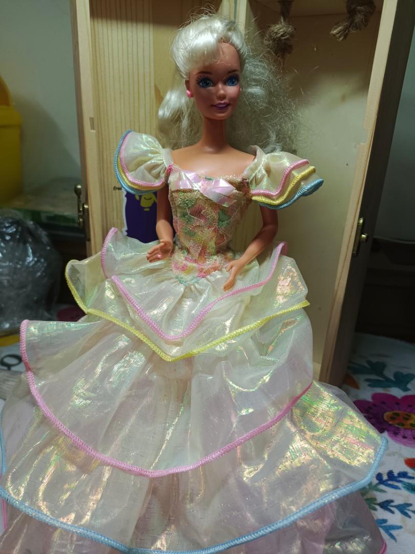 Barbie vintage 1995, Hobbies & Toys, Toys & Games on Carousell