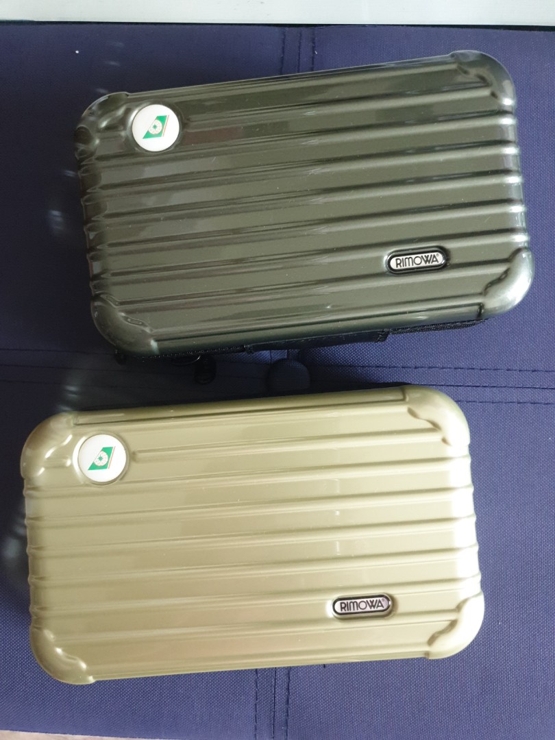 Collectible Mini Rimowa Amenities Bag (Luggage-like), Hobbies & Toys ...