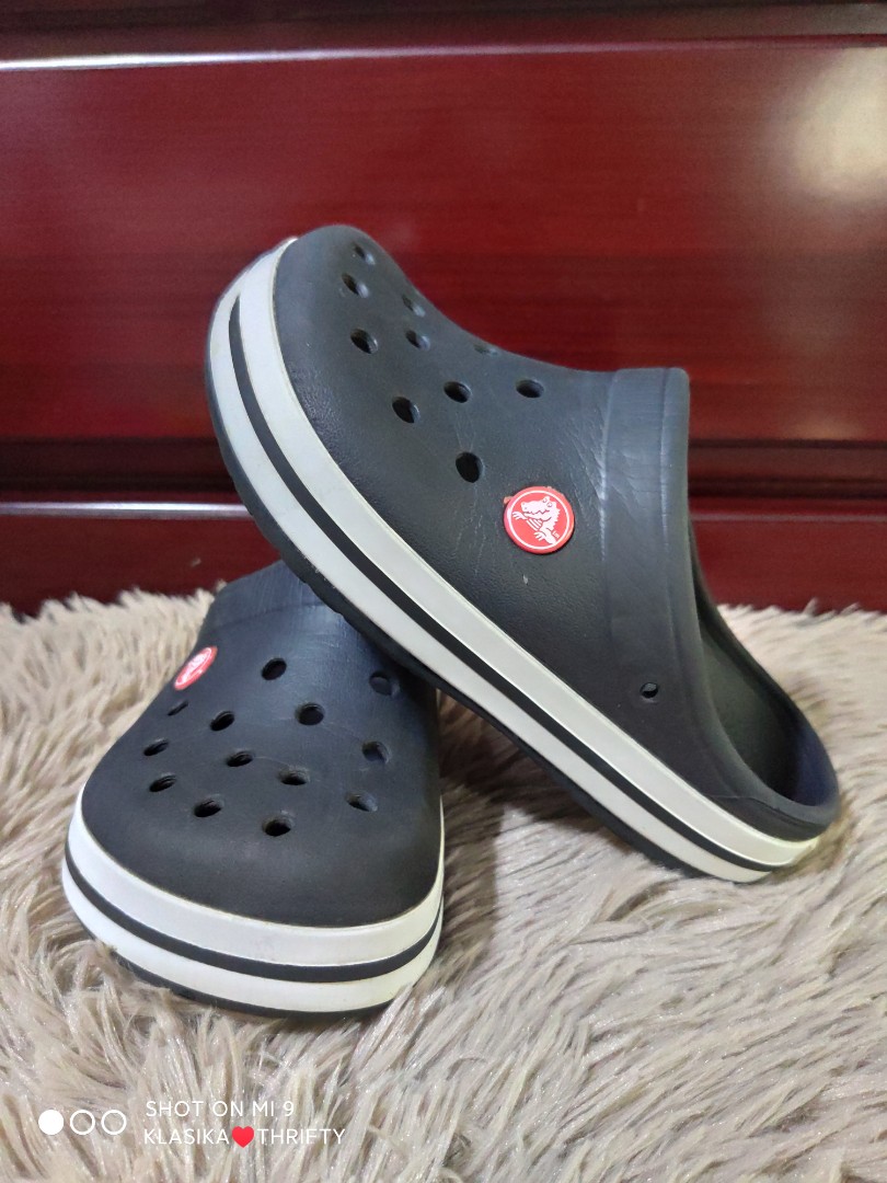 crocs j1, Babies & Kids, Babies & Kids Fashion on Carousell