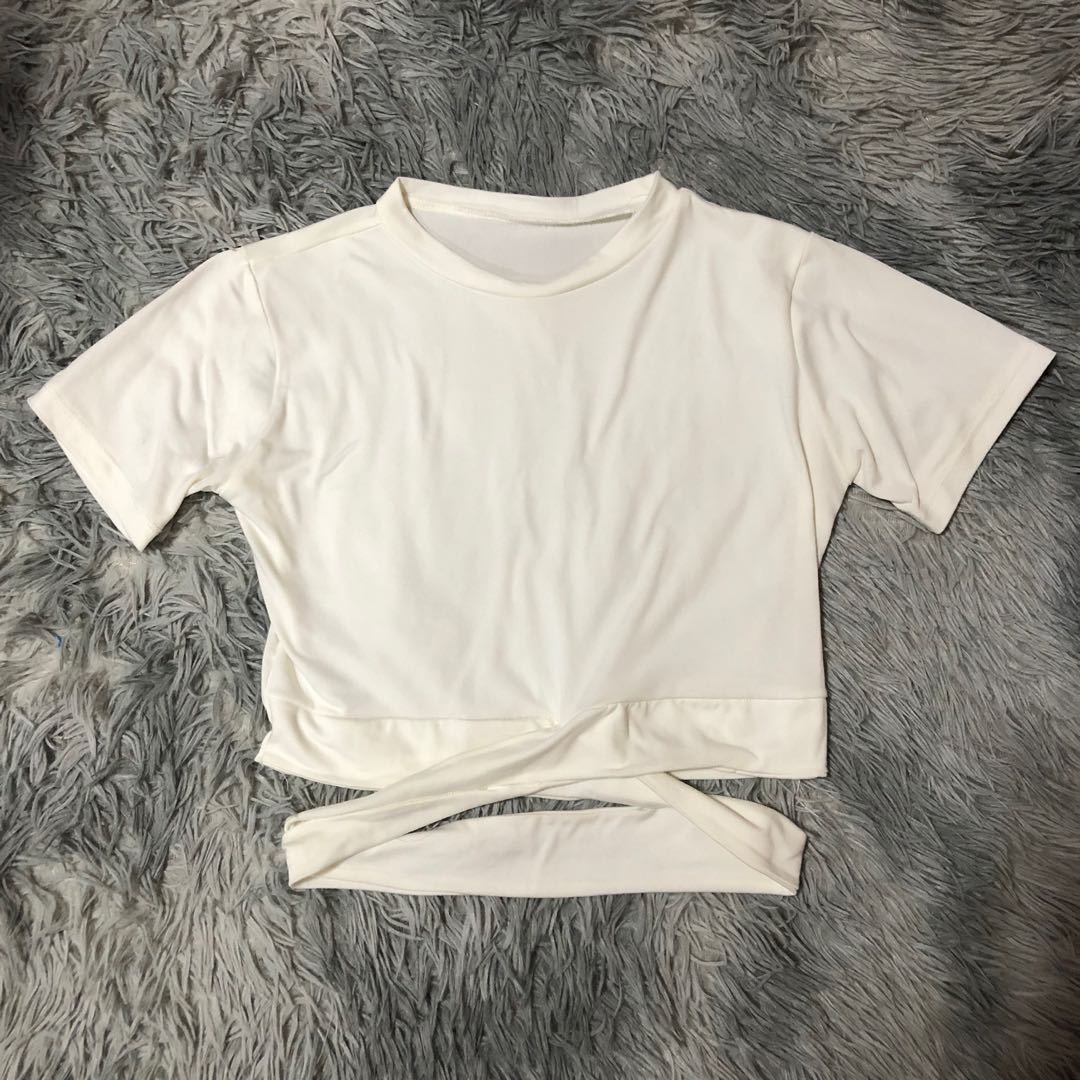 Cut Out Crossover Cropped Top (White), Women's Fashion, Tops, Others ...