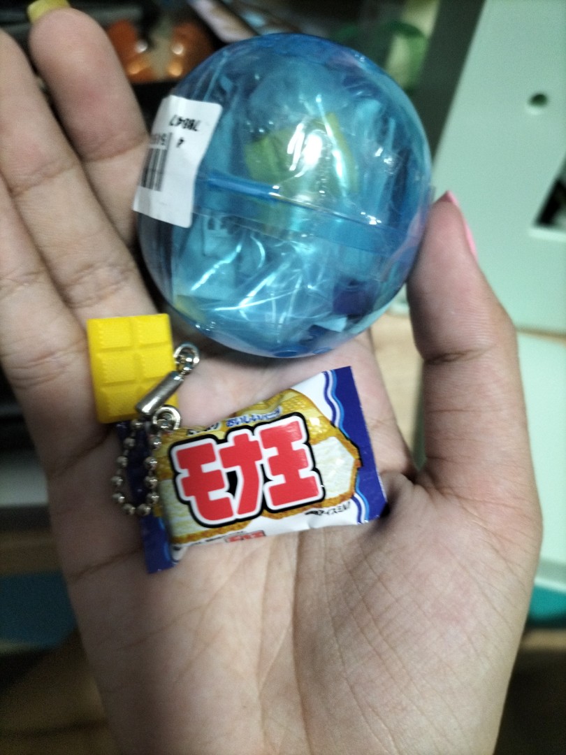 don don donki small food keychain, Hobbies & Toys, Memorabilia ...