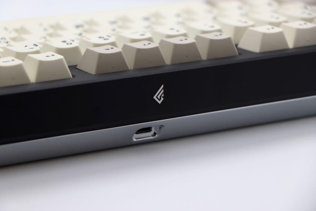 Geonworks F2-84 Black Stainless Steel A- Stock, Computers & Tech, Parts ...