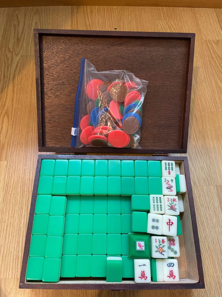 Huat Mahjong Set (Vintage), Hobbies & Toys, Toys & Games on Carousell