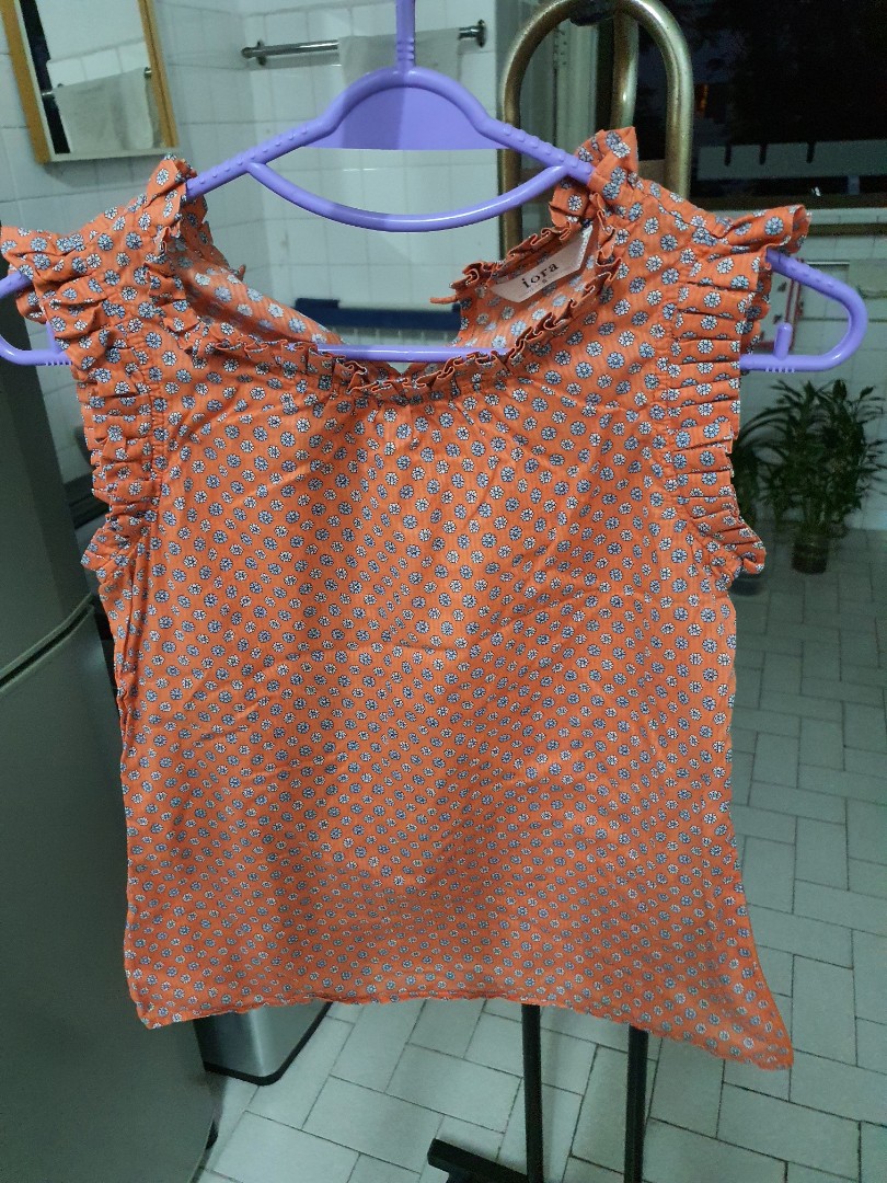 Iora Top, Women's Fashion, Tops, Other Tops on Carousell