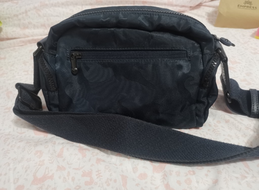Kipling men bag, Men's Fashion, Bags, Sling Bags on Carousell