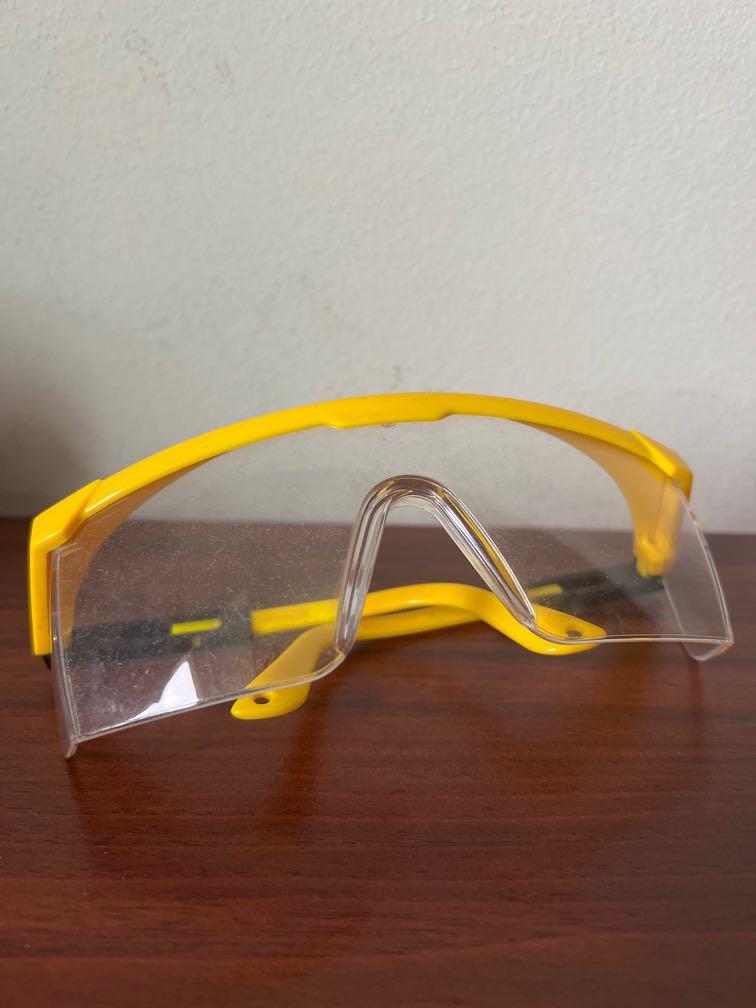 Lab Goggle, Health & Nutrition, Medical Supplies & Tools on Carousell