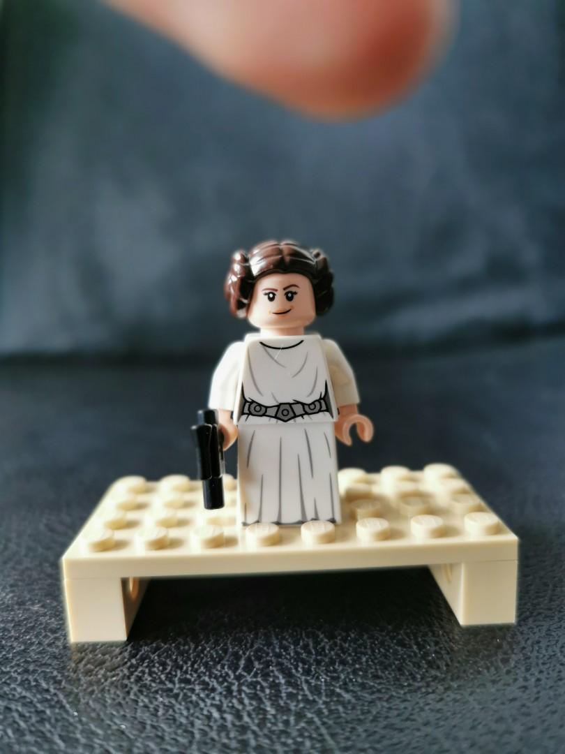 Lego Leia Organa (authentic), Hobbies & Toys, Memorabilia ...