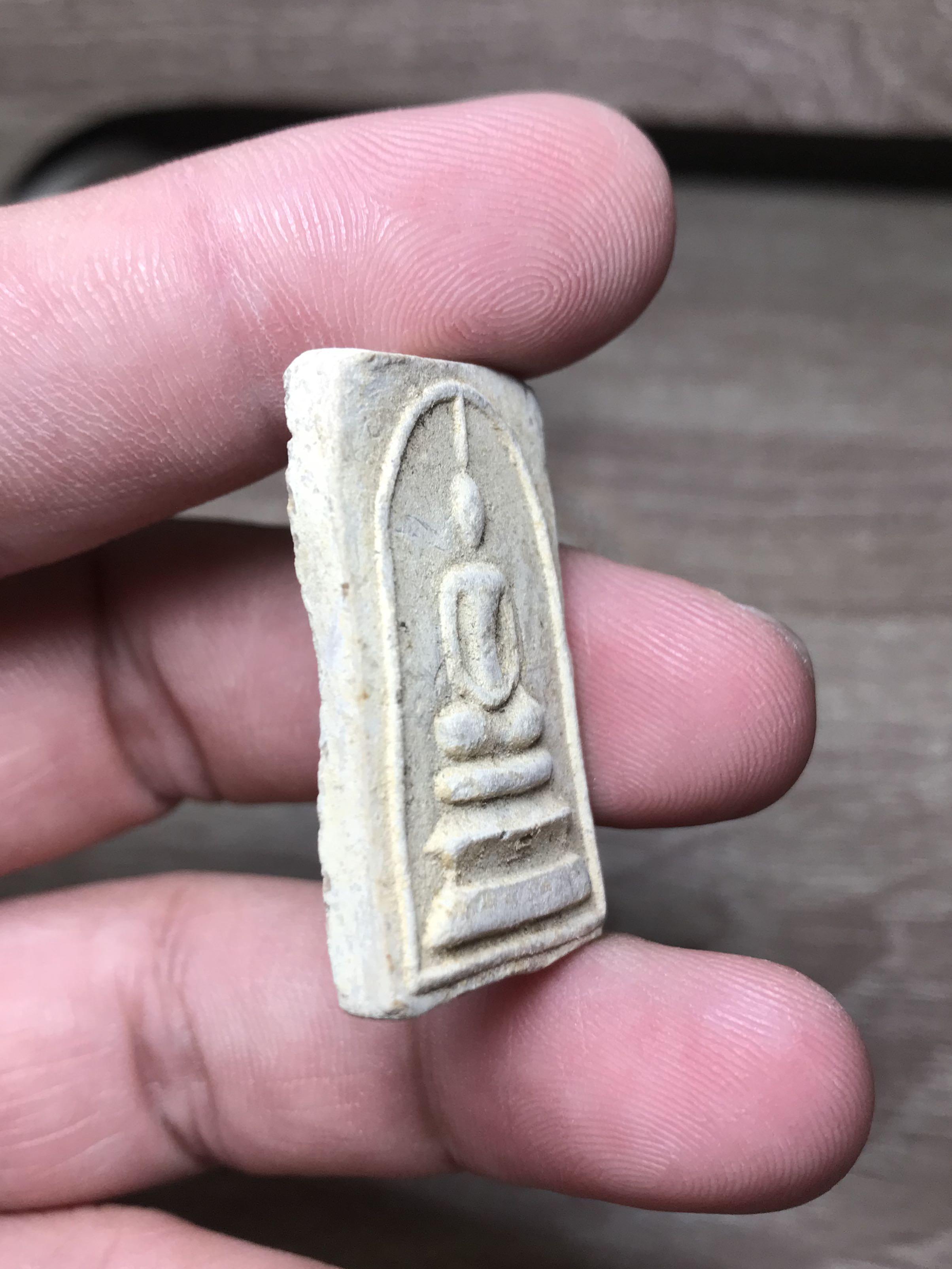 LP Toh, LP Pea Somdej, Hobbies & Toys, Memorabilia & Collectibles ...