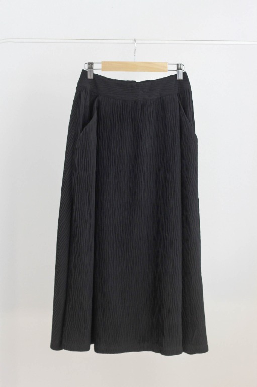 MDS Lester Skirt, Women's Fashion, Bottoms, Skirts on Carousell