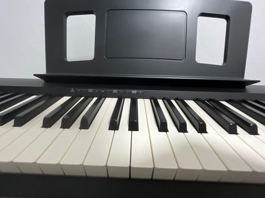 Roland FP-10 Digital Piano (with PYLE PKST38 stand), Hobbies & Toys ...