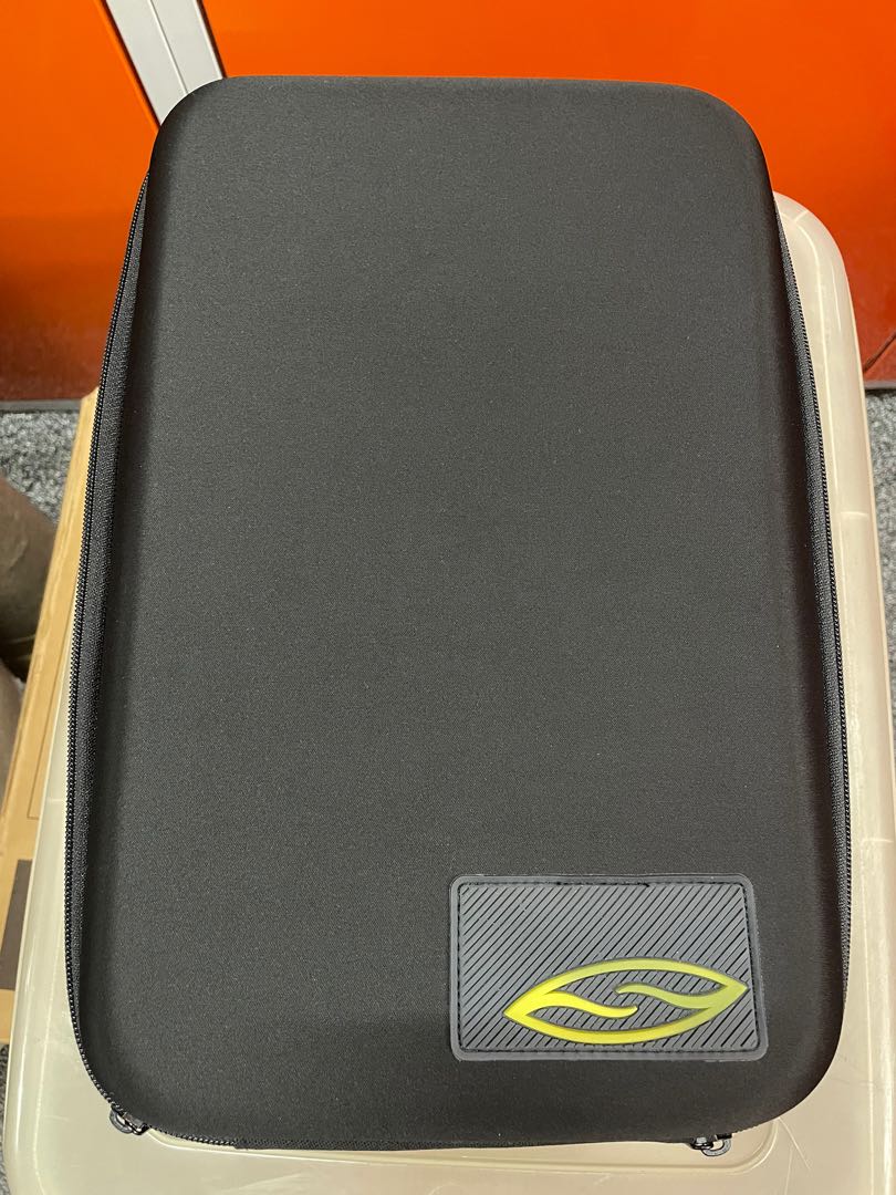 Ski Goggle storage carrier, Sports Equipment, Other Sports Equipment ...