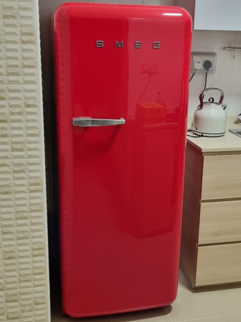 SMEG FAB 28 Red, TV & Home Appliances, Kitchen Appliances ...