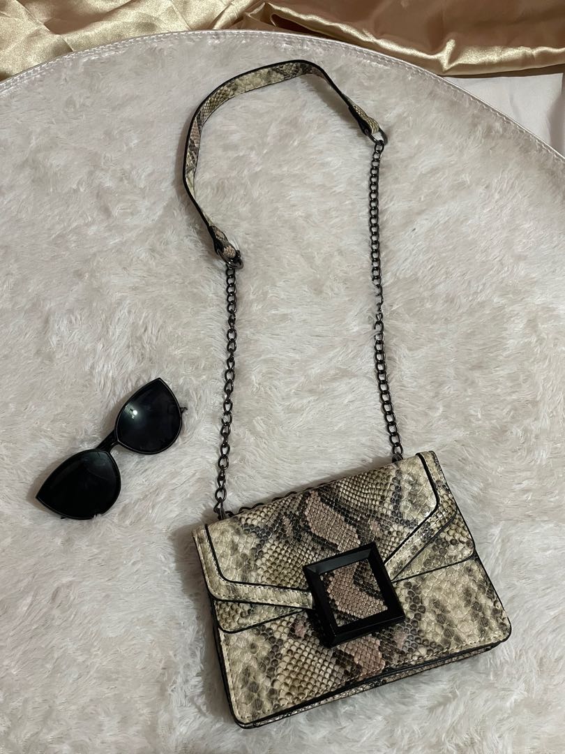 Snake skin Sling bag, Women's Fashion, Bags & Wallets, Cross-body Bags ...