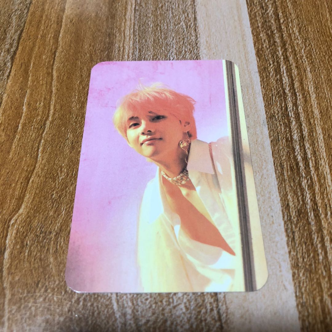 TAEHYUNG “V” LYS ANSWER VERSION E PHOTOCARD, Hobbies & Toys ...