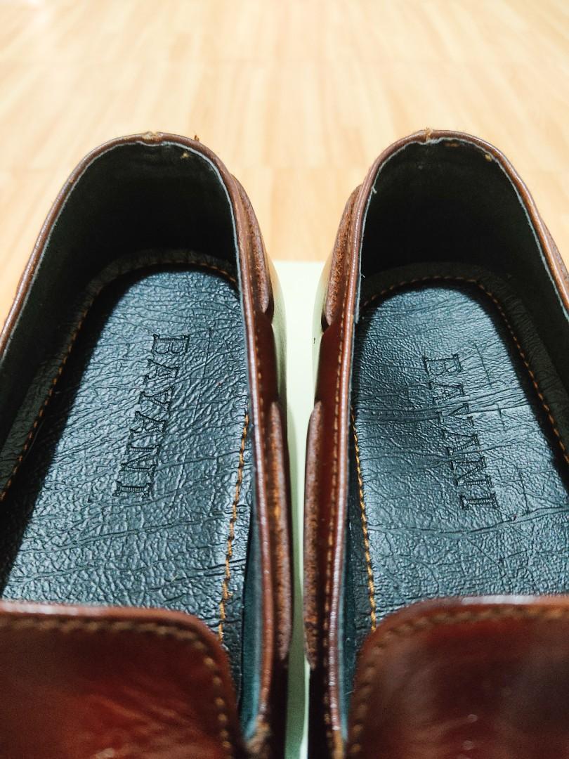 Tassel Loafer from Bayani, Women's Fashion, Footwear, Loafers on Carousell