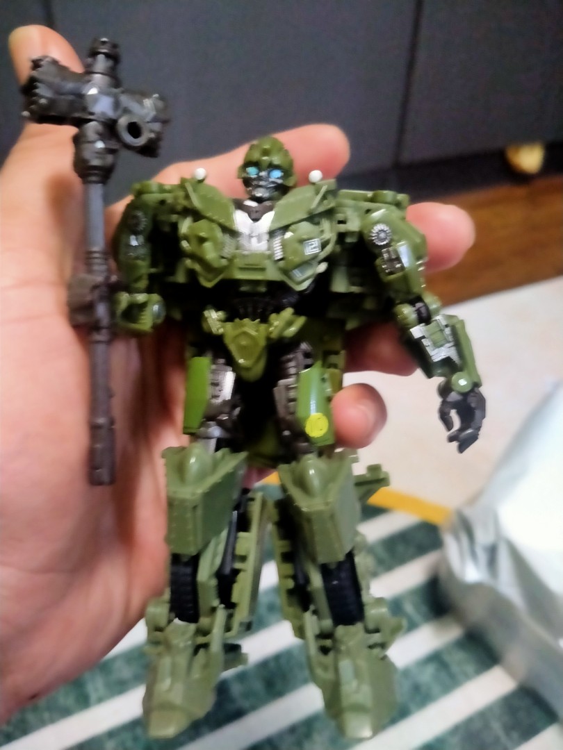 Transformers Studio Series #26 deluxe Bumblebee WWIi version loose ...