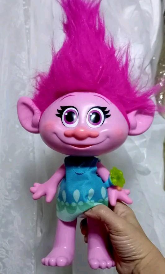 Trolls poopy, Hobbies & Toys, Toys & Games on Carousell