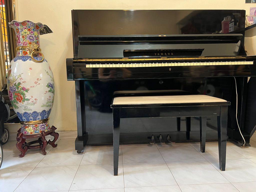 Yamaha Upright Black Piano, Hobbies & Toys, Music & Media, Musical ...