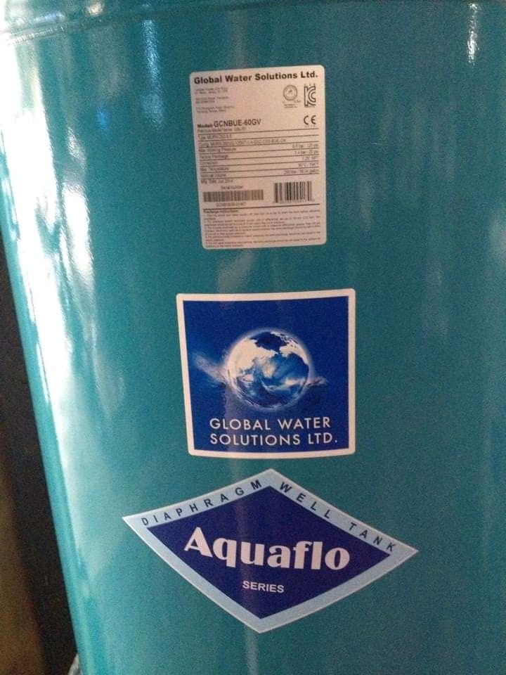 aquaflo bladder tank, Commercial & Industrial, Construction Tools ...