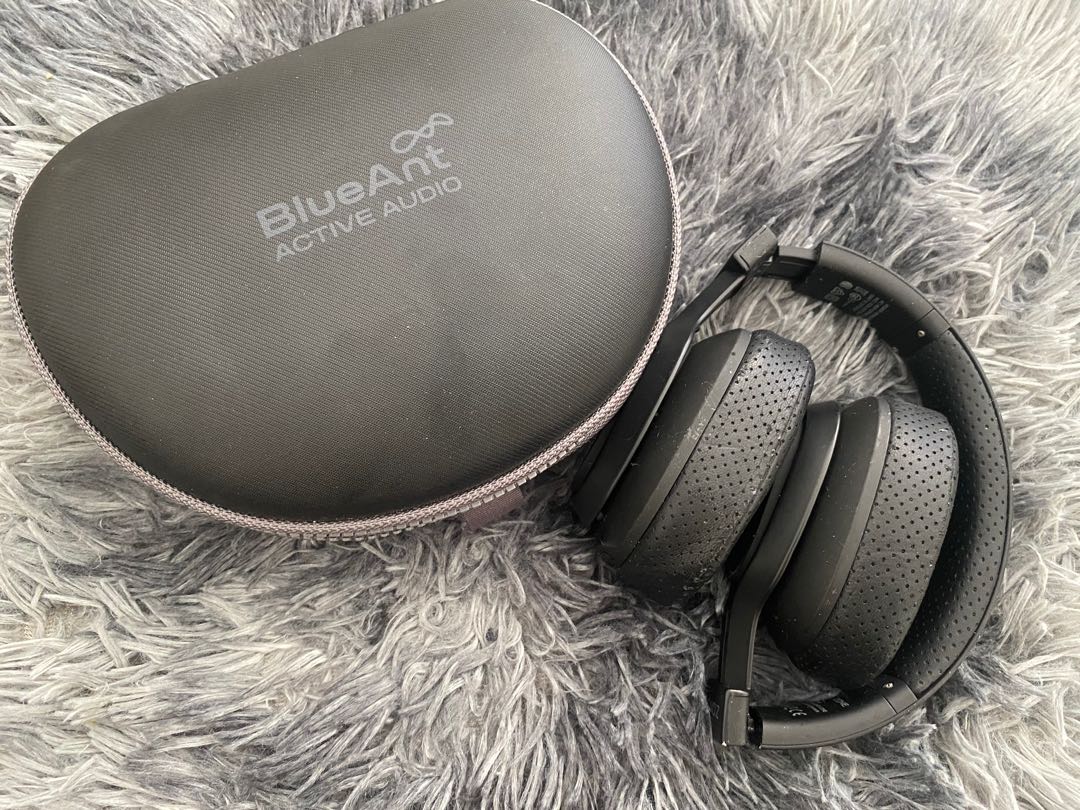 Authentic Blue Ant PUMP ZONE Active Audio, Audio, Headphones & Headsets on Carousell
