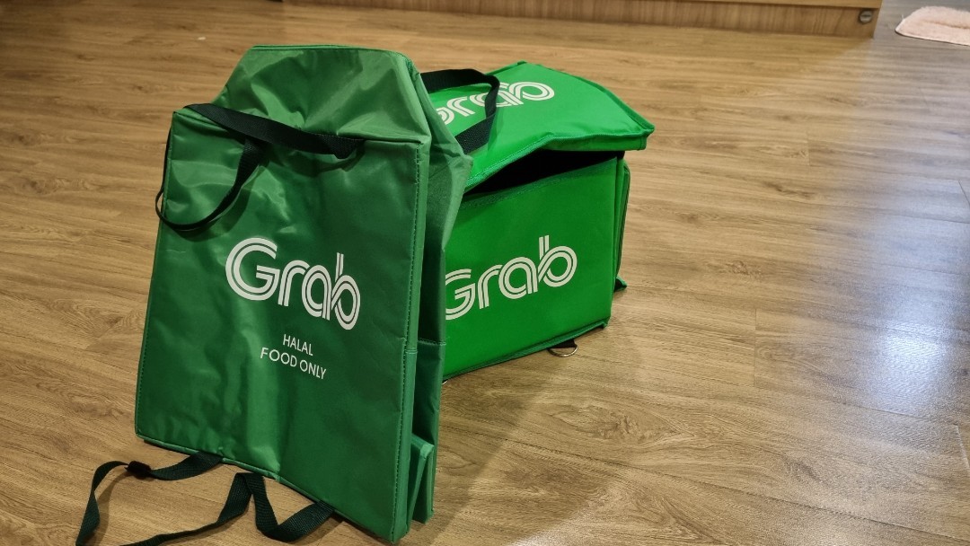 Brand new grab food delivery bags, Announcements on Carousell