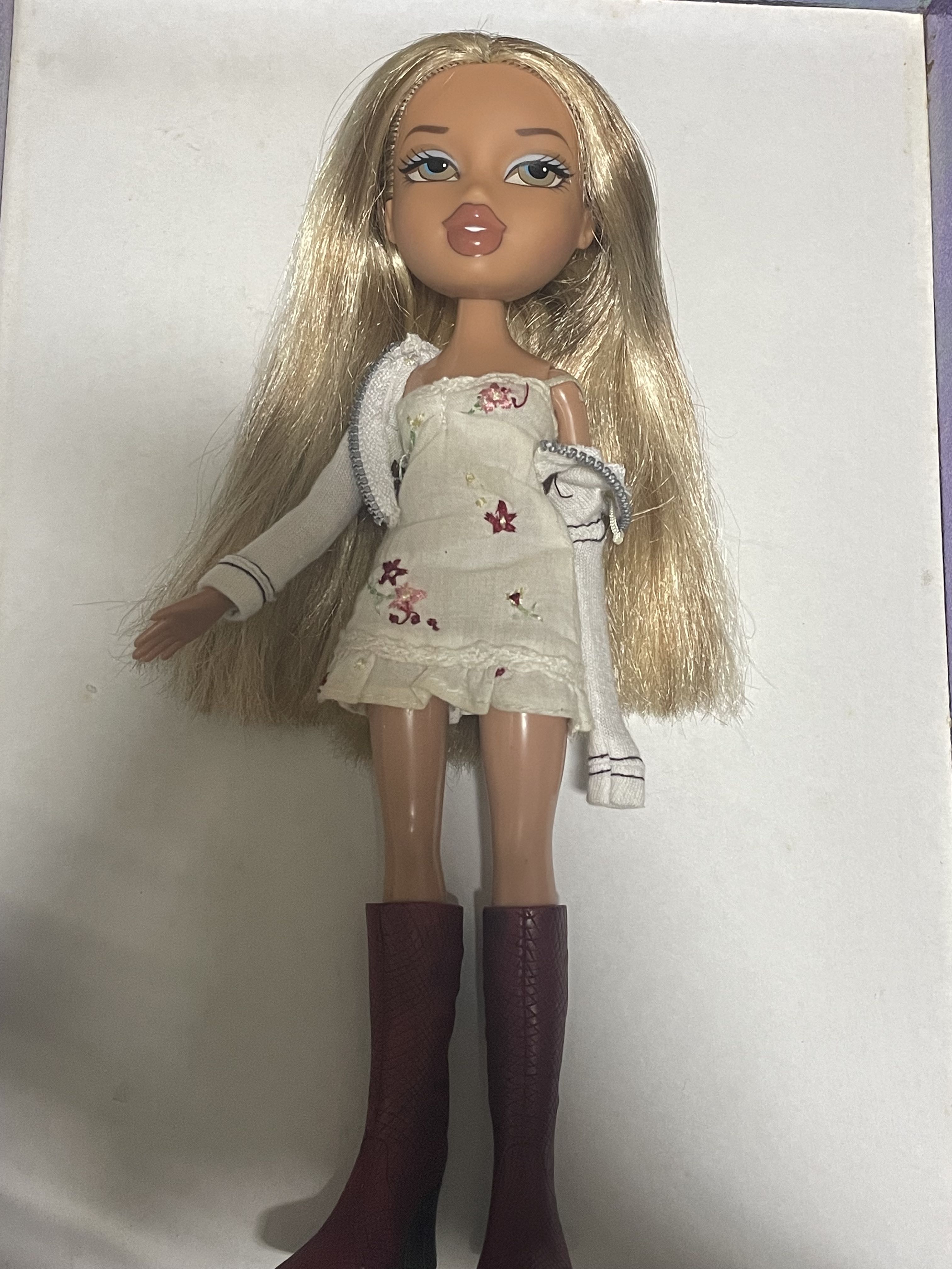 Bratz Back To School Cloe Hobbies And Toys Toys And Games On Carousell